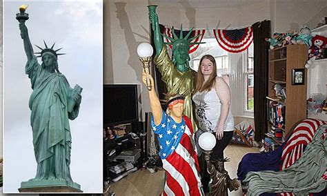 Shop Assistant Amanda Whittaker In Love With The Statue Of Liberty