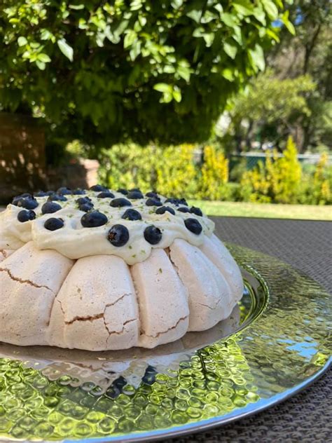 Desserts By Daniela Requejo