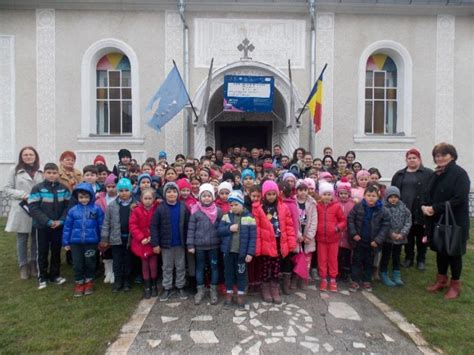 100 De Ani De La Unirea Basarabiei Cu RomÂnia SĂrbĂtoriȚi În Parohia