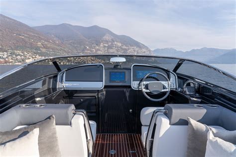 Riva Iseo Super New Mennyacht Your Yachting Partner