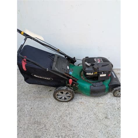A Quality Xsz51a Sd Petrol Lawn Mower With A Briggs And Stratton 625e
