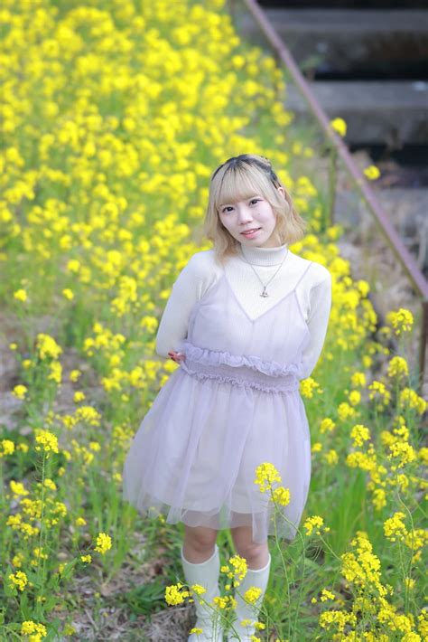 イメージビュー By Rara