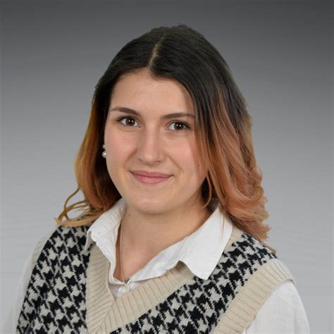 Mara Lucia Fedele Werkstudentin Alpacacamping Gmbh Xing