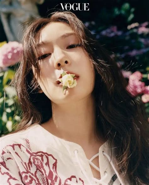 김연아 보그x디올뷰티 화보 여자 연예인 갤러리 엠봉