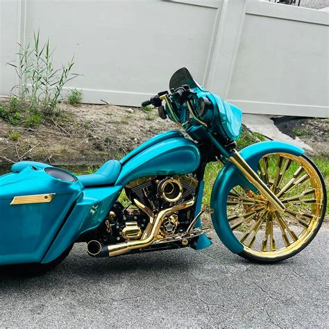 Custom Harley Davidson Street Glide Wheels