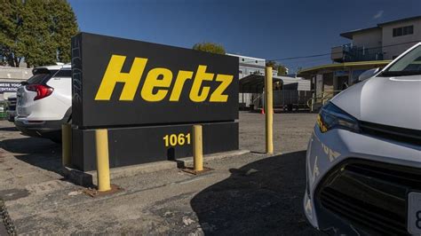 Hertz Announces Plans To Order Up To 175000 Evs From Gm