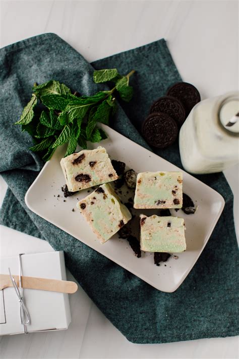 Grasshopper 1 Lb Box