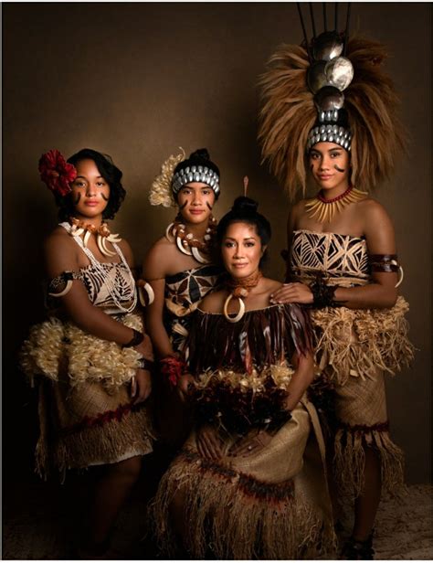 Native Samoan Women