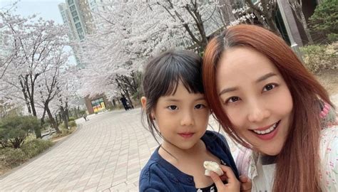 최근 유진과 딸 Mlbpark