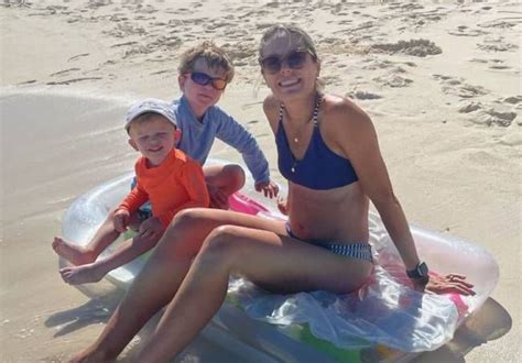 Todays Dylan Dreyer Reveals Abs Of Steel In Crop Top Never Felt