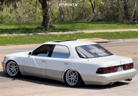 1994 Lexus Ls400 Base With 18x95 Esr Cs15 And Vercelli 225x40 On
