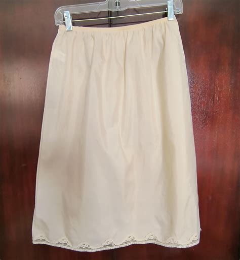 Vintage Creamy White Half Slip With Lace Hem Etsy