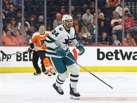 Meet The New Kraken Defenseman Jaycob Megna The Hockey Writers Seattle Kraken Nhl News