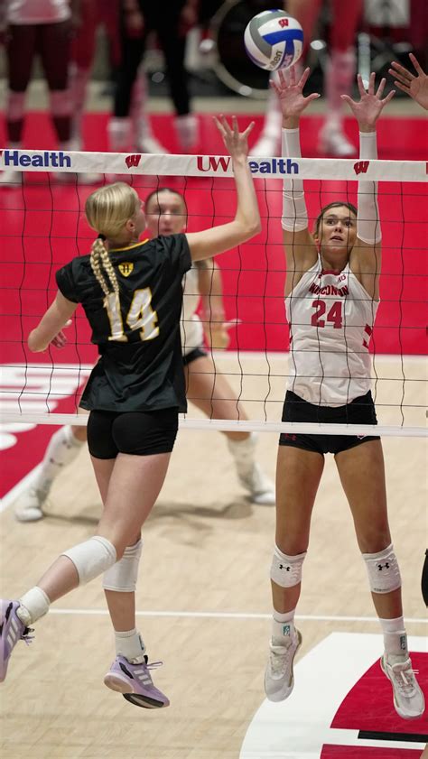 Wisconsin Star Setter Charlie Fuerbringer Is Progressing Well Kelly
