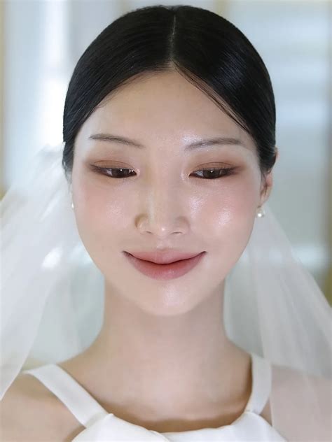 김선진끌로에 은지부원장 ☘️🍀 🤎🍁🌹🌰🧸 김선진끌로에 김선진끌로에은지 웨딩메이크업 Instagram