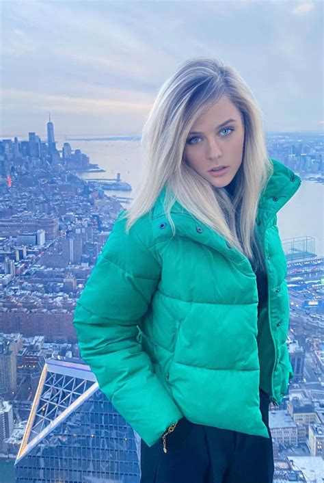 Avery Loves New York By Piercepatchett On Deviantart