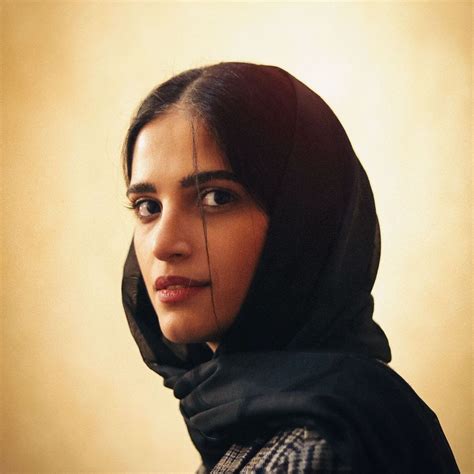 تیوال ملیکا میرعابدینی