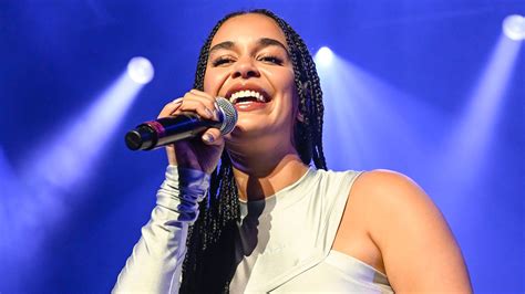Jorja Smith Everything You Need To Know About The Singers Incredible