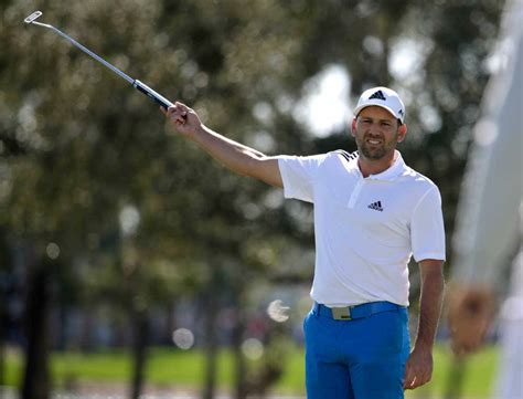 Download Michael Thompson In White Shirt Wallpaper