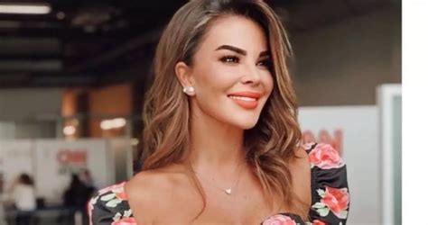 Özlem Yıldız Kimdir Özlem Yıldız Hayatı Ve Biyografisi Özlem Yıldız