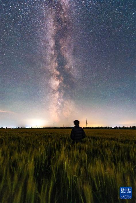 星空相册｜夏夜星灿烂 银河落九天 新华网