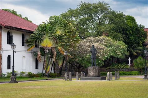 Iconic Jose Rizal Monument Located At Plaza De Armas In Fort Santiago