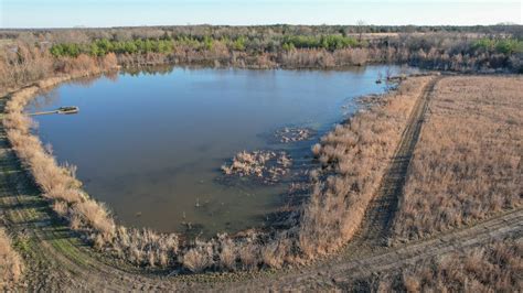 Deer And Duck Hunting Property With Cabin And Lake Whitetail Properties