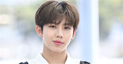 에잇턴 윤규 훈훈한 브이 포토엔hd