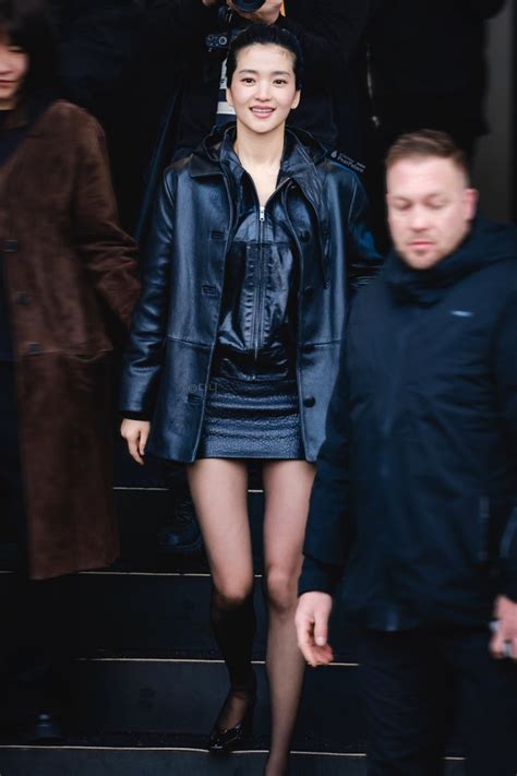 밀라노 빛낸 김태리 프라다 스타일링 네이버 블로그