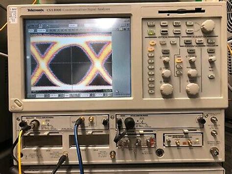 Tektronix Csa8000 And 80c02 30ghz Module Sampling Scope