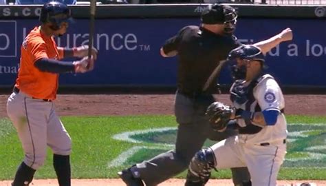 Ryan Blakney Larry Brown Sports