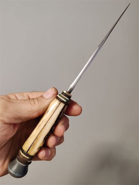 Cuțit De Vânătoare Cu Mâner Din Corn De Cerb Dorohoi • Olx Ro