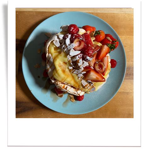 Mary Berry Style Pavlova With Creamy Custard And Fresh Fruit Gust Gourmet