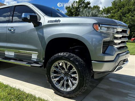2023 Chevrolet Silverado 1500 With 22x10 18 Fuel Flame 6 And 3512