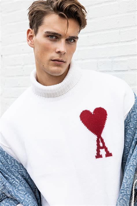 Oliver Select London Select Model Management