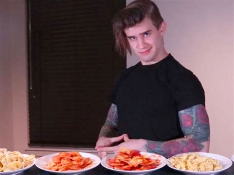 Watch Mama Mia Adult Star John Kilo Indulges In Pasta Slutting Edge
