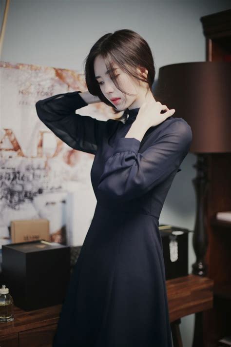 Yun Seon Young 윤선영 여성 아시아 패션 패션