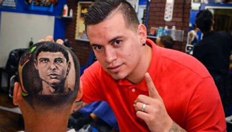 Potongan Rambut Unik Ala Rob Ferrel