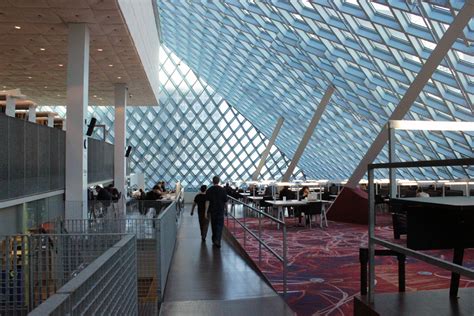 Seattle Central Library And Seattle Art Museum Wests Go West
