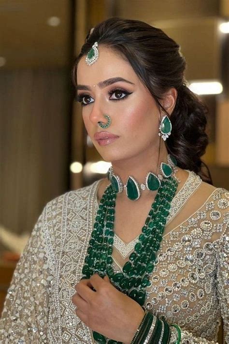 Dewy Makeup Wedding Makeup Looks Bridal Makeup Ideas Artistic