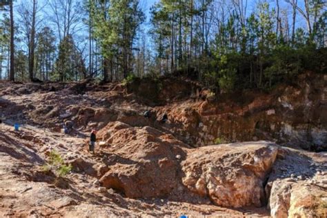 54 Best Georgia Rockhounding Sites In 2025