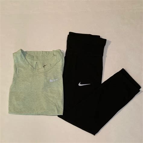 Nike Pants And Jumpsuits Nike Womens Crapri Leggings And Shirt Bundle