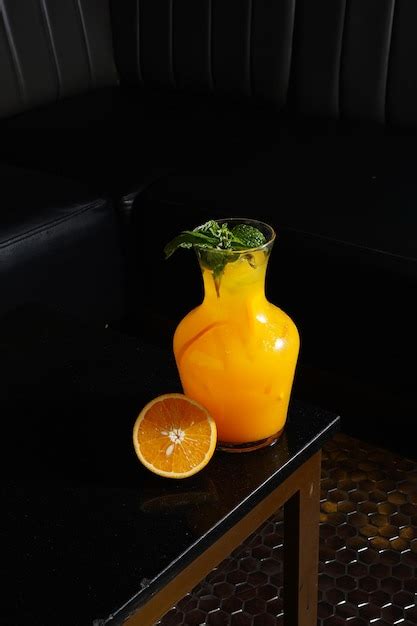 Orange Cocktail Premium Photo