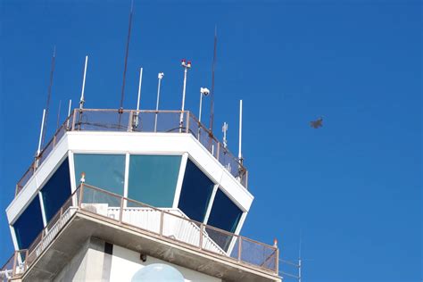 52 F 35 Listos Para La Guerra El Ejercicio Aéreo Que Muestra Parte Del Poderío Militar Absoluto