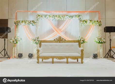 Beautiful Decorations Cultural Program Wedding Decorations Props