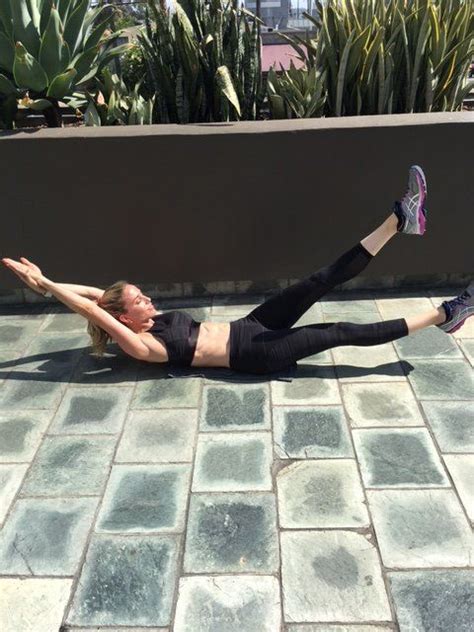 Heres Your 5 Minute Washboard Abs Workout From A Celeb Trainer Abs