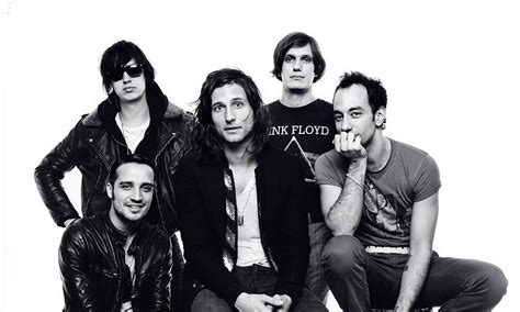 Nick Valensi Gives Advice On Forming A Rock Band Equipboard