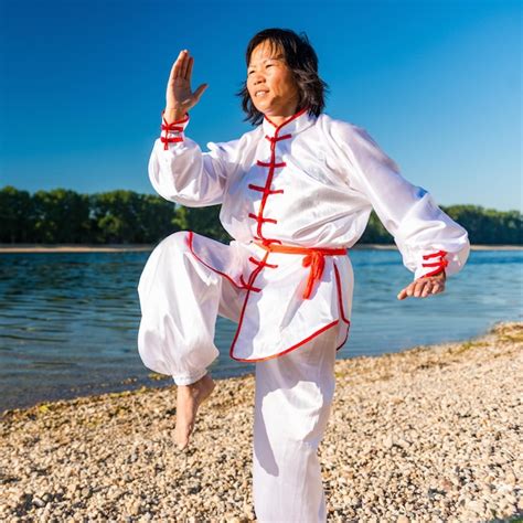 Premium Photo Tai Chi On Lake