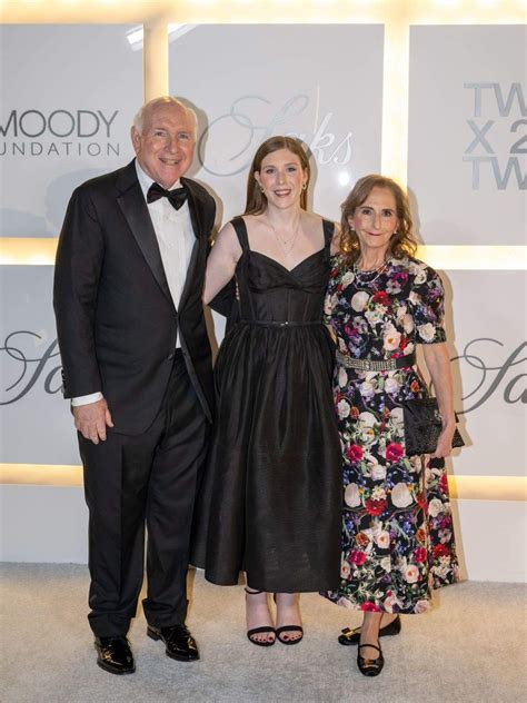 Final Two X Two Gala Raises 10m For Amfar And Dma In Dallas