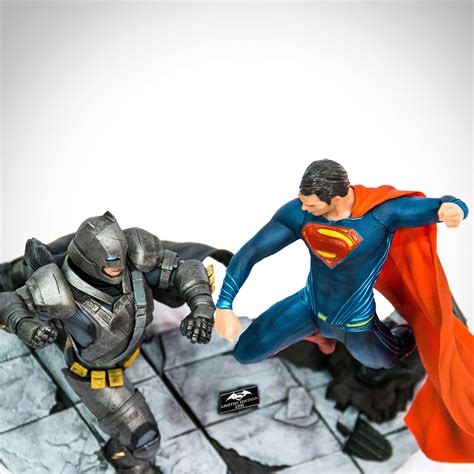 Batman Vs Superman Epic Battle 1 Limited Edition Vintage Statue
